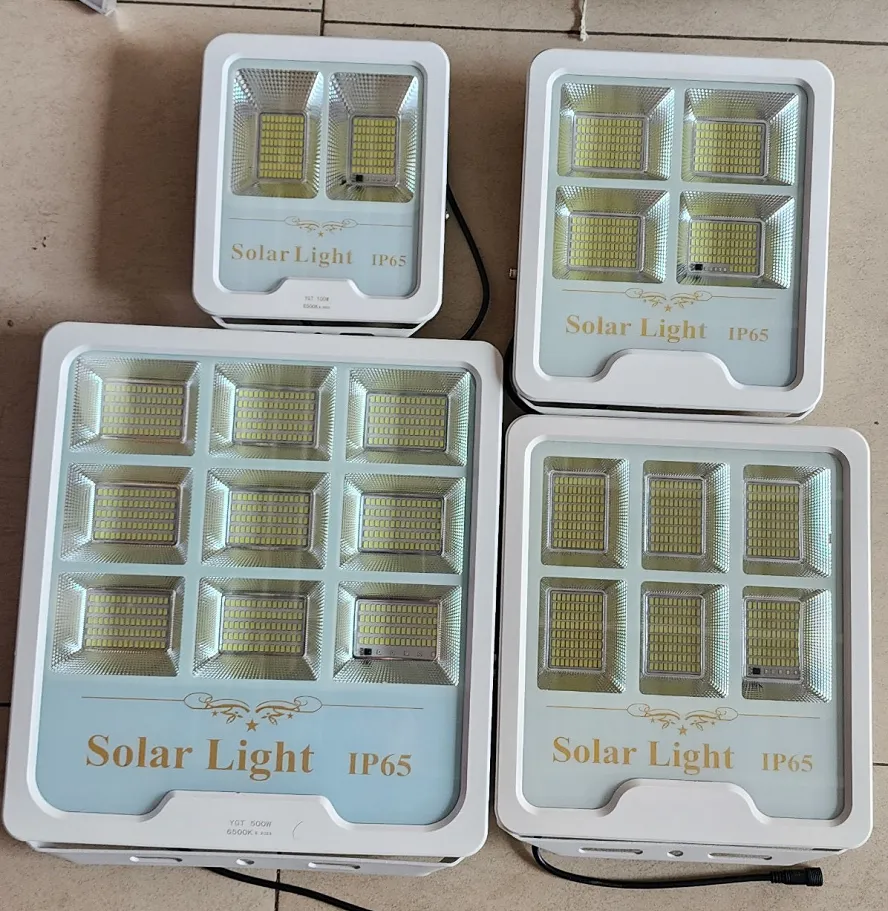 Đèn Pha Năng Lượng Mặt Trời YGT 6 Khung 300W (đặt trước 2 tiếng) - LINH ...