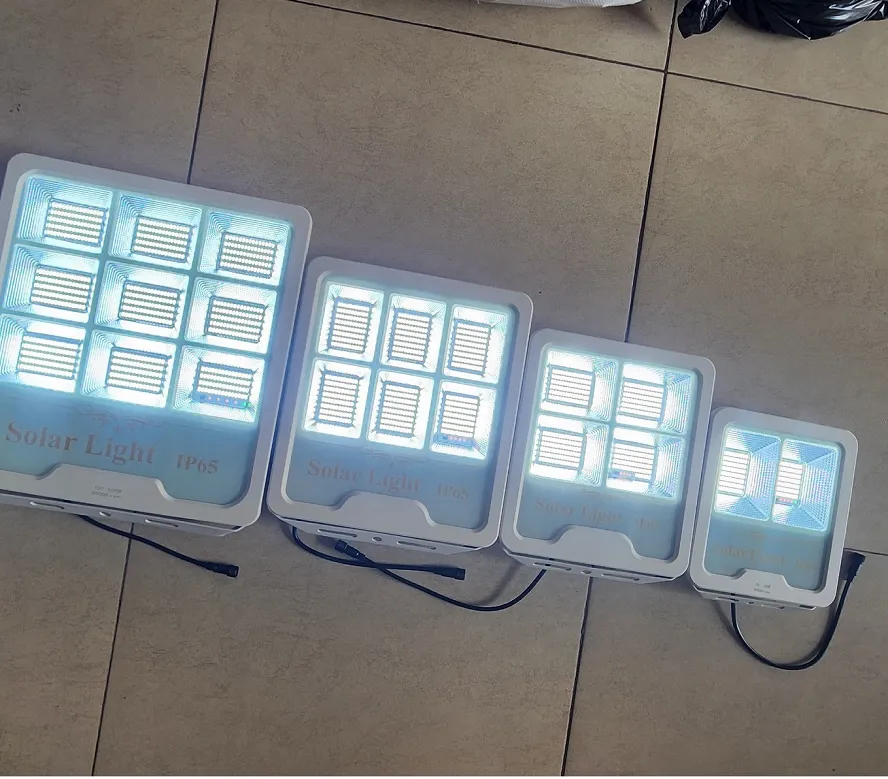 Đèn Pha Năng Lượng Mặt Trời YGT 6 Khung 300W (đặt trước 2 tiếng) - LINH ...